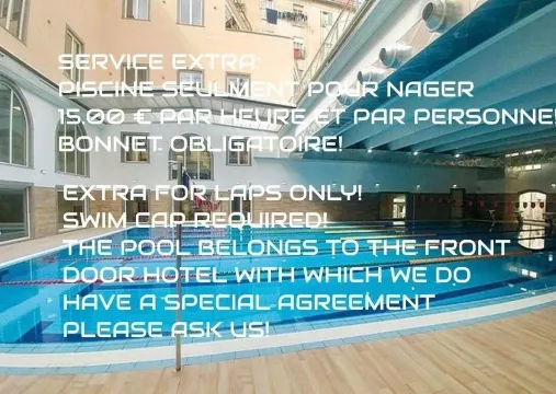 Cloister Inn - Nápoles