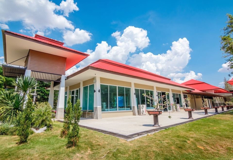 Goldenland Resort, Chok Chai (Prices & Reviews 2024) | Trip.com