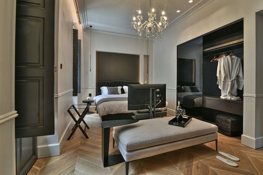 Nikiou Suites Luxury Residence - Atina