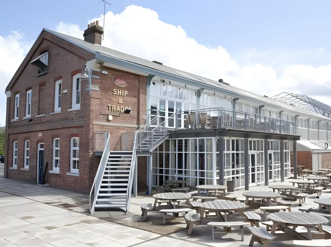 The Ship & Trades - Chatham