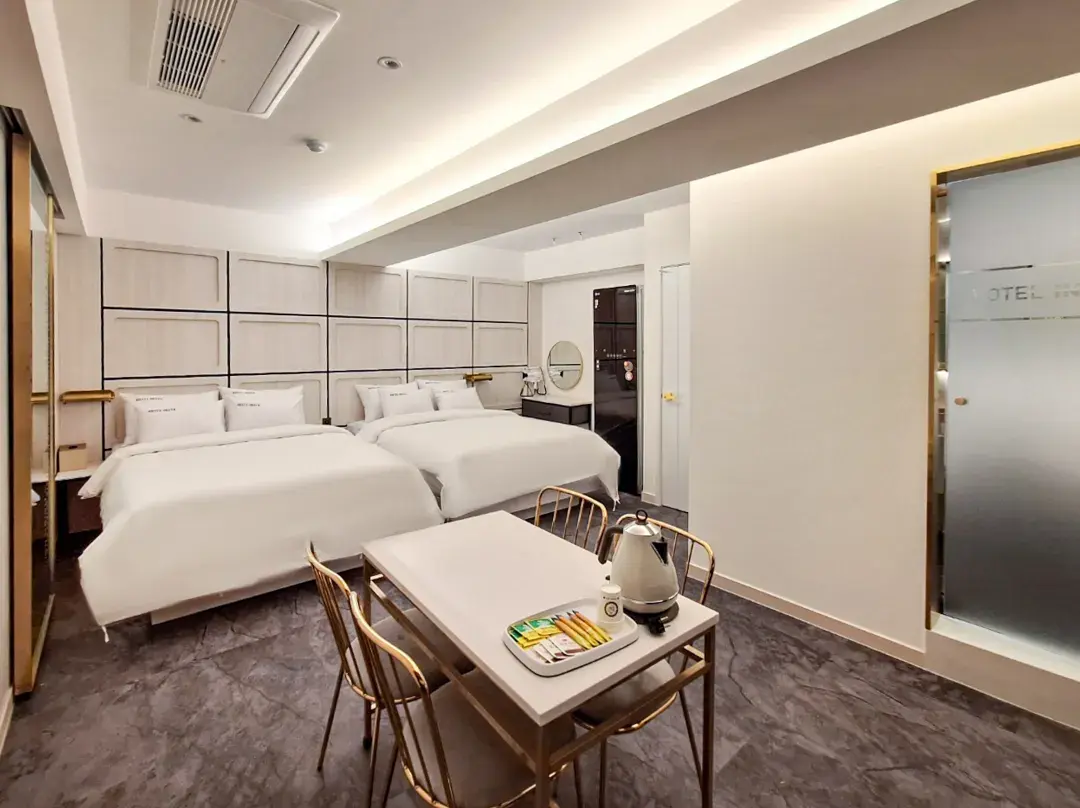 Insta Hotel Suwon Cityhall - Cheonan
