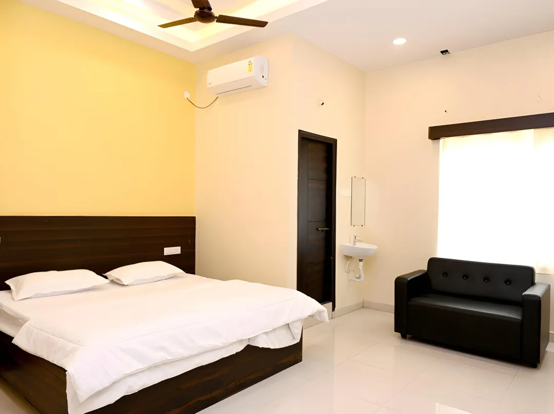 Hotel Satya Inn - Kurnool