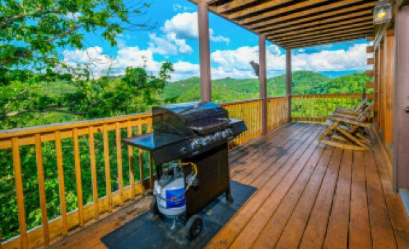 Private Indoor Pool and Theatre Room with Views - Stunning Escape ...