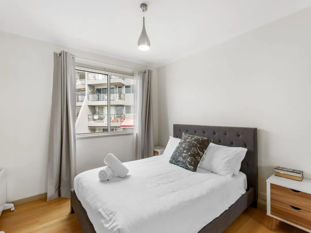 2-bed Unit With Balcony, Bbq & Stunning Lake Views - Belconnen