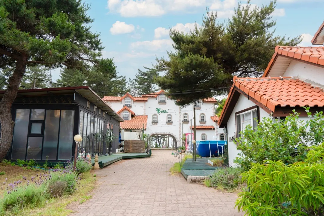 Taean Elmar Pension - Incheon