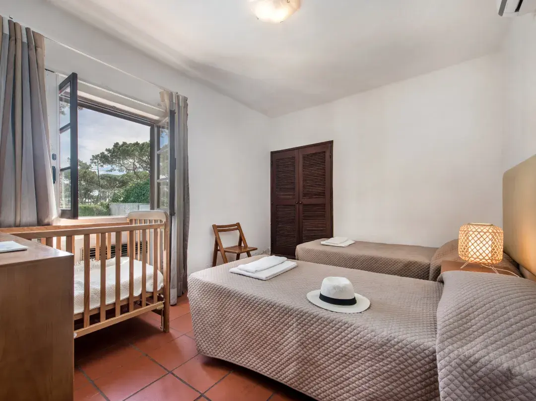 Perfect Retreat Overlooking Pinhal Golf Course, Private Pool, Off-street Parking - Vilamoura
