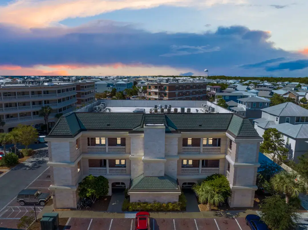 Charming Getaway With Pool Access And Beach Proximity - Delightful Oasis - Rosemary Beach, FL