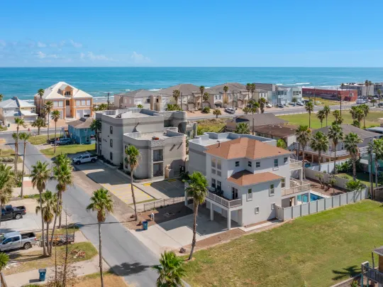 Tropical Paradise With Private Pool And Hot Tub - Spacious Escape - South Padre Island