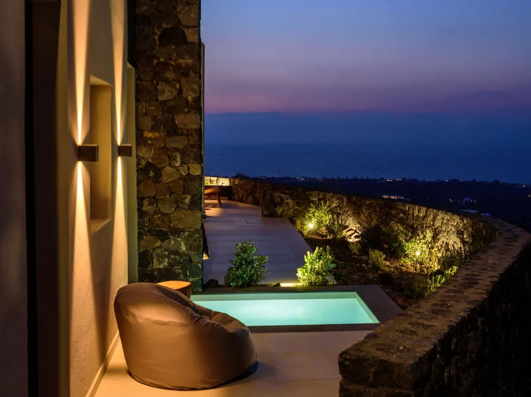 Ryolithos Suites - Santorini