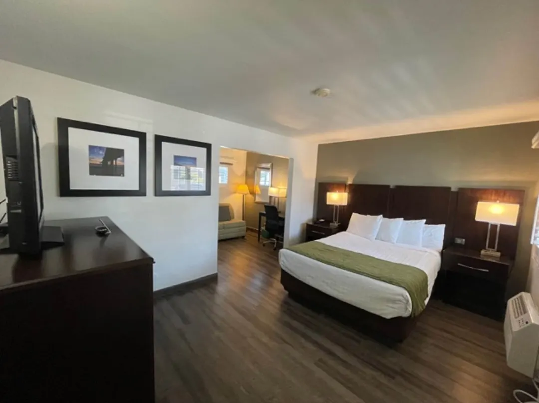 Hi View Inn & Suites - Redondo Beach, CA