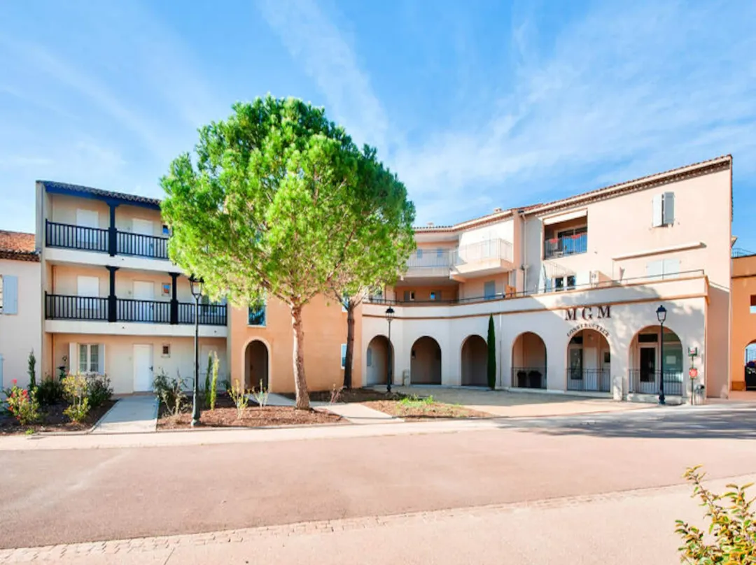Apartment In Provence With Aquatic Area - Mallemort