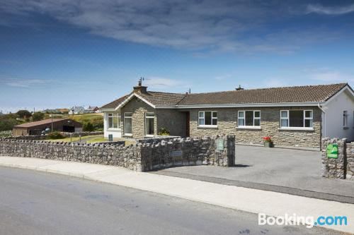 Luxury Lodges in Doolin Village with Hot Tubsを宿泊予約-ドゥーリン | Trip.com