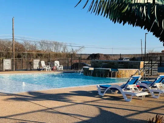 Cozy Urban Haven - Wifi, Gym, Modern Amenities -