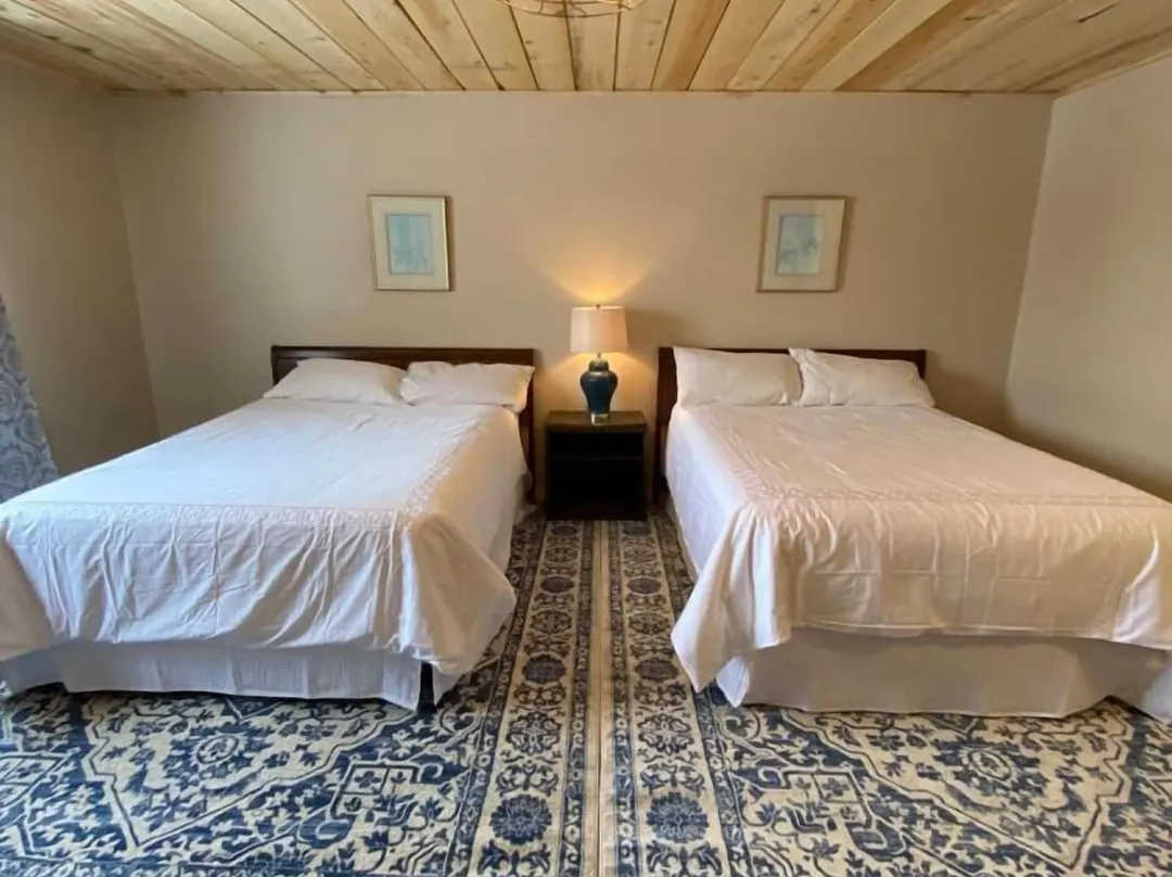 Riverdale Resort - Killarney, ON, Canada