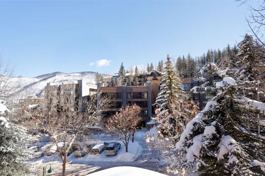 Heated Pool And Scenic Views - Stylish Aspen Retreat - Aspen