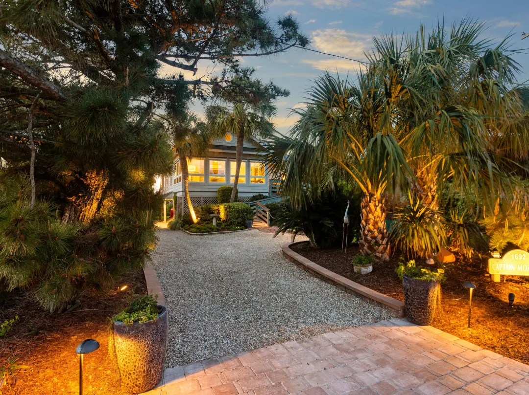 Marsh Views, Spacious Patio, And Dock Access - Charming Coastal Retreat - Folly Beach, SC