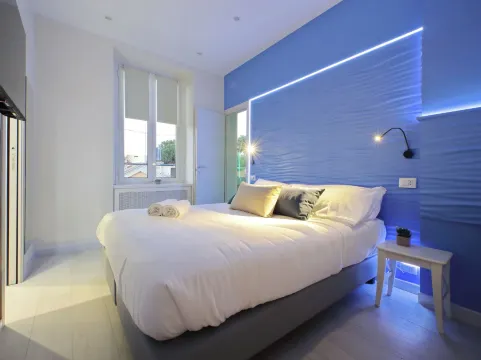 Domus Augustea - San Giovanni Sunset Suites - Rome