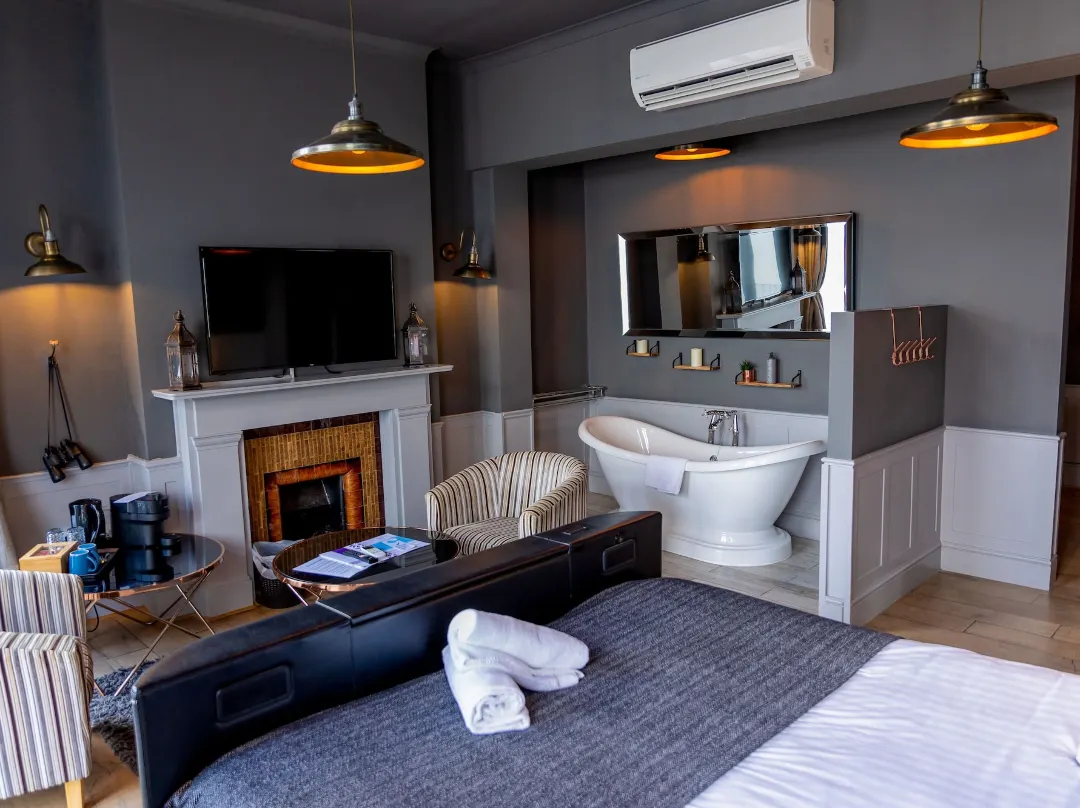 The Clarendon Hotel - Deal