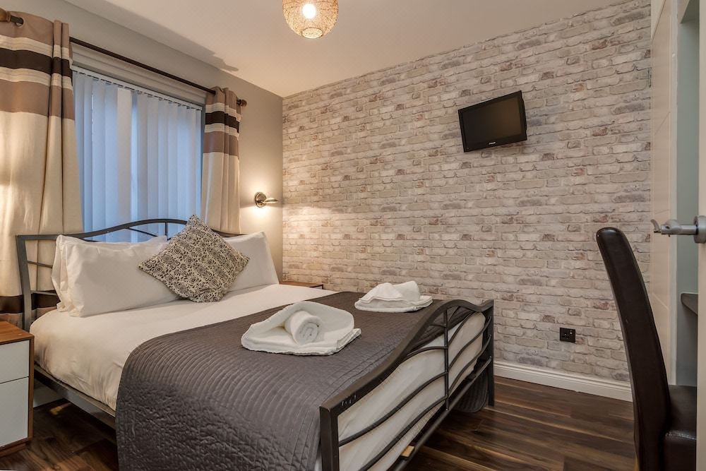 Central Belfast Apartments, Salisbury - Belfast