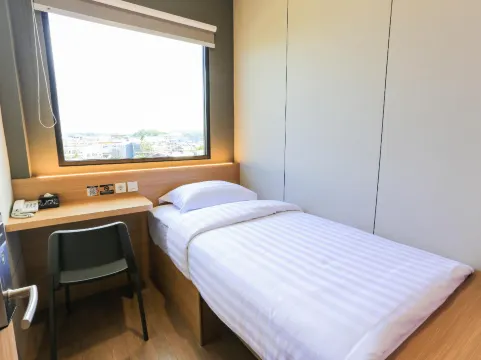 Padmaloka Hotel Tarakan - Tarakan