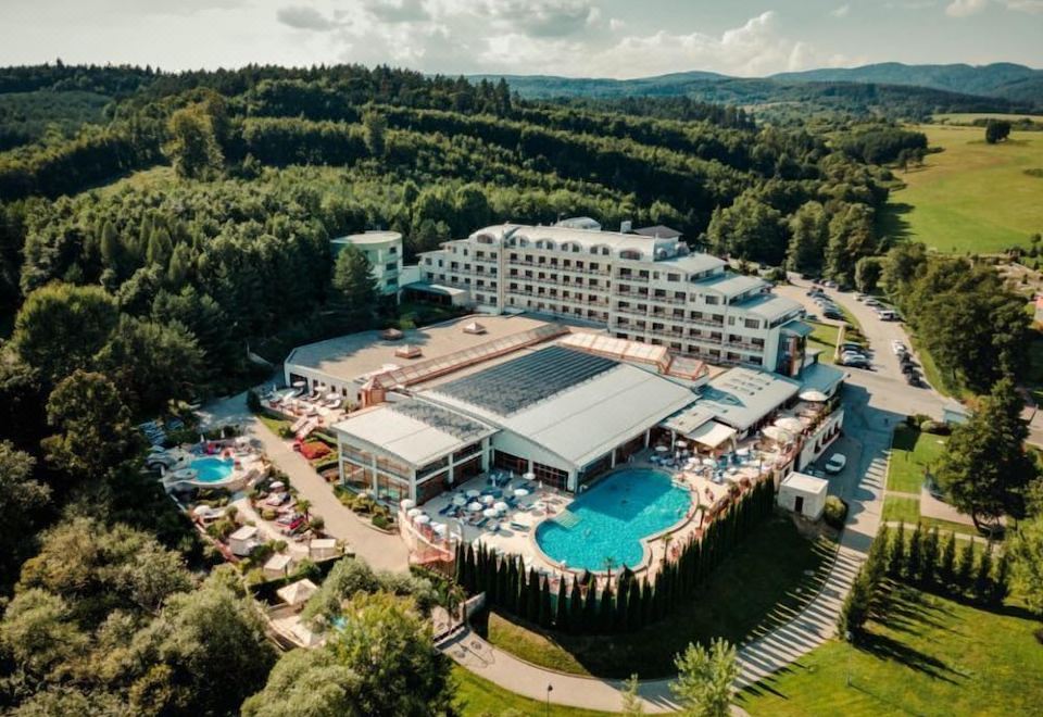 Wellness & Spa Hotel Kaskady,Sliac - Updated Prices & Hotel Reviews ...