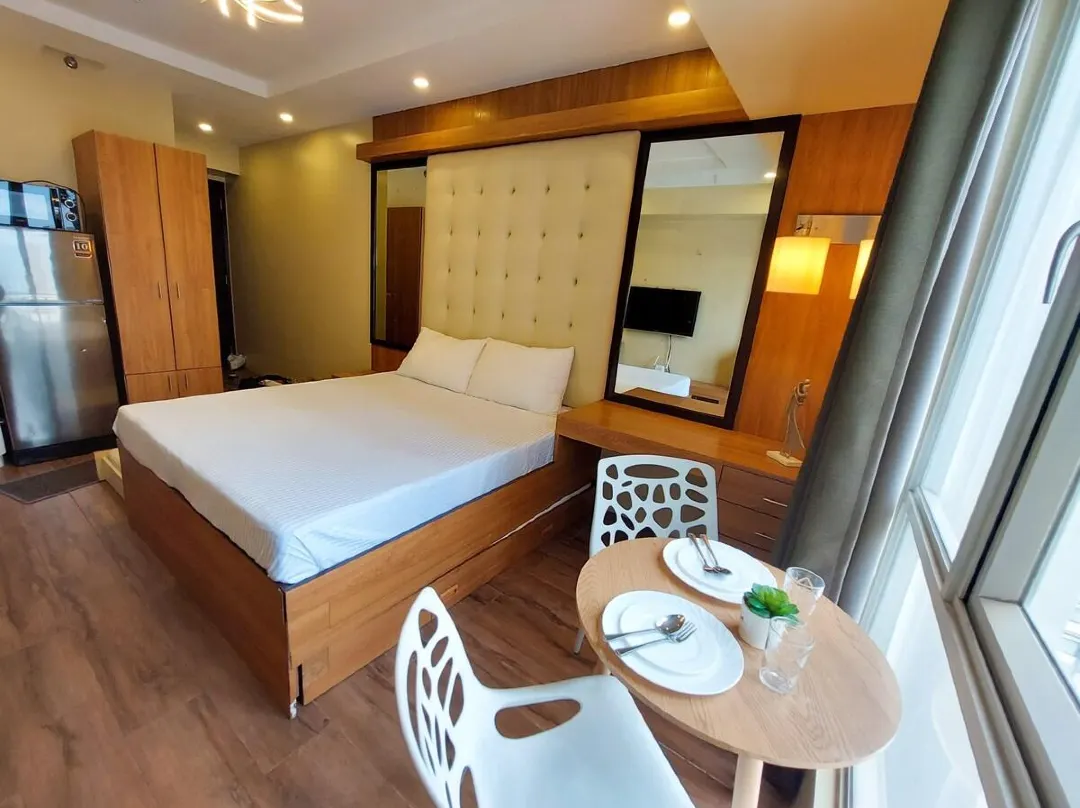 Centrio Tower W/ Netflix + Wifi - Cagayan de Oro