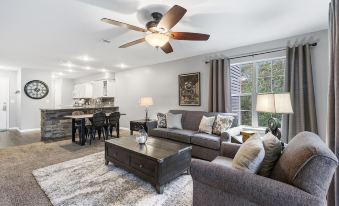 Dora - Holiday Hills Branson - Golf Resort - Branson - Outdoor Pools,Scott Township - Updated ...