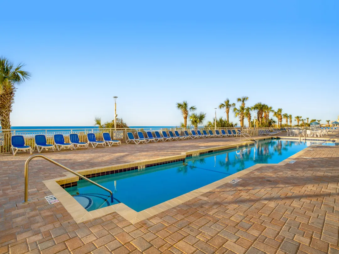 Waterfront Gem With Pools, Lazy River, Wifi, Beach Access, Full Kitchen & Ac - North Myrtle Beach, SC