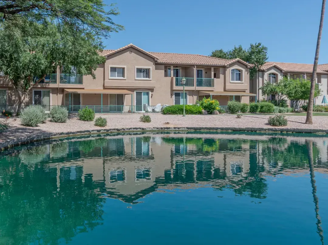 Scenic Lake Views With Heated Pool And Spa - Charming Oasis - Gilbert, AZ