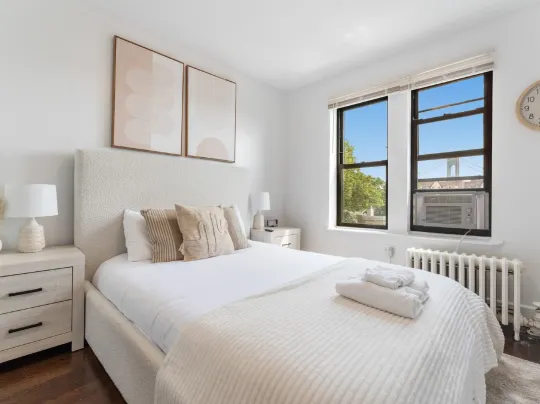 Charming Studio With Scenic Verrazano View - Cozy Urban Retreat - Staten Island, NY