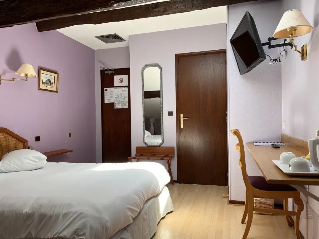 Hostellerie Au Rendez-vous Des Amis - Restaurant L'atelier - Chaumont