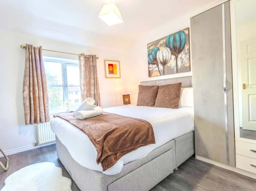 Secluded 2-bed Detached Home With Free Parking - Wales
