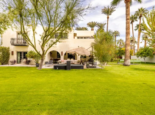 Stunning Pool And Hot Tub With Designer Kitchen - Luxurious Pueblo Revival Oasis - Phoenix