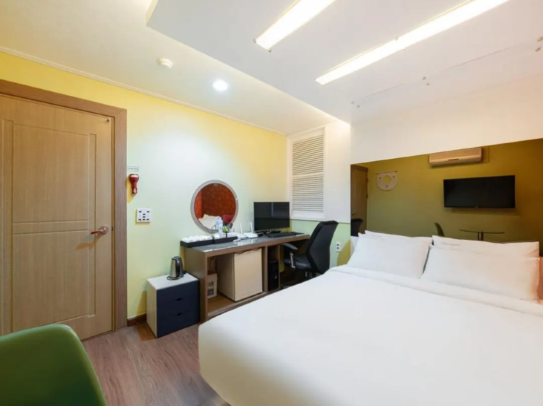 Hue Motel - 남지읍