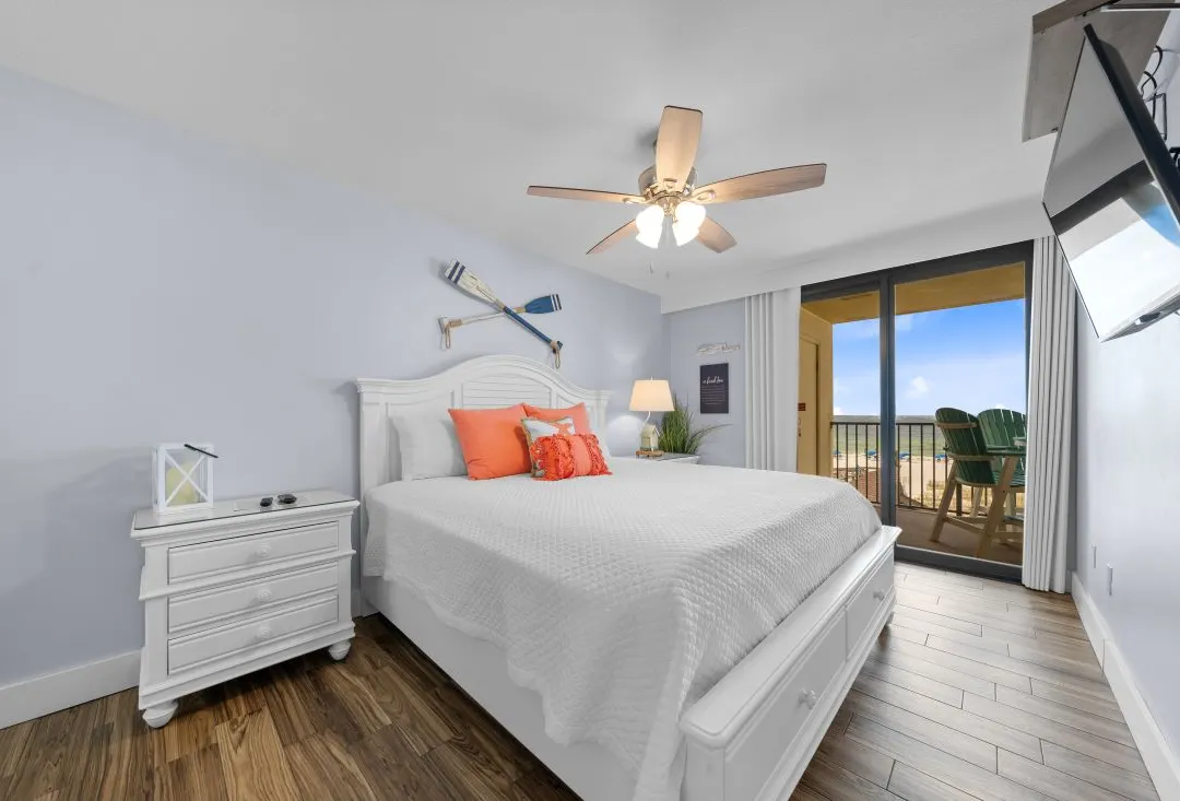 Stunning Balcony And Luxurious Amenities - Beautiful Gulf-front Oasis - Orange Beach, AL