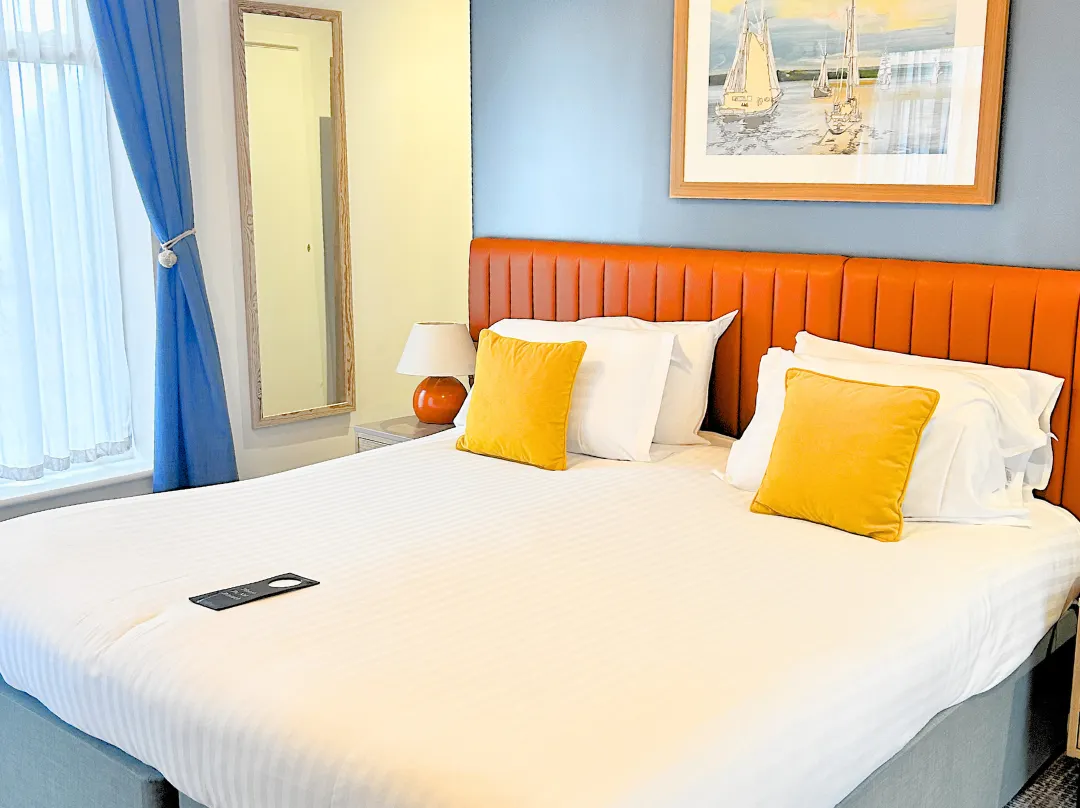 Rooms At Haslar Marina - Portsmouth