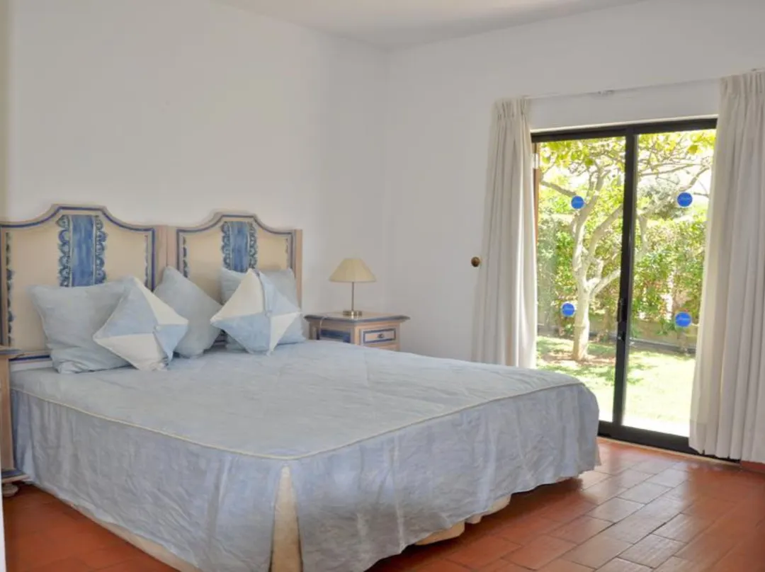 Nestled In Vilamoura, Private Pool, Free Off-street Parking, Ac & Wifi - Quarteira