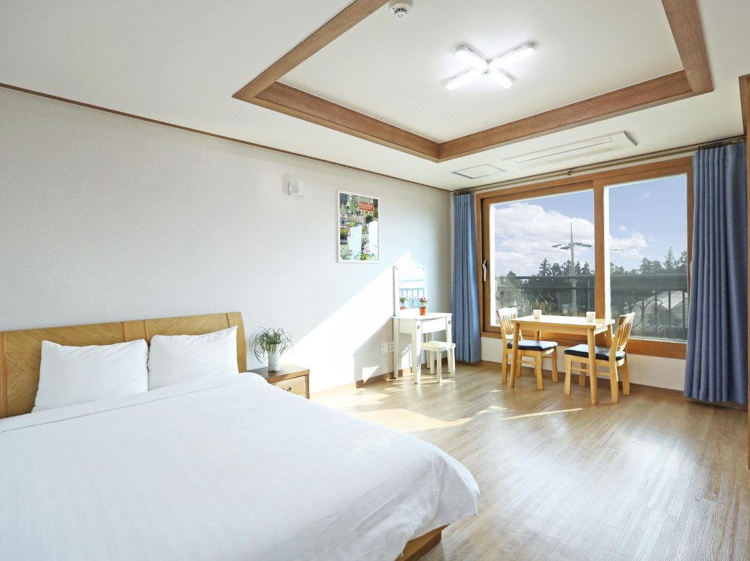 Jeju Dk House Pension - 중문동