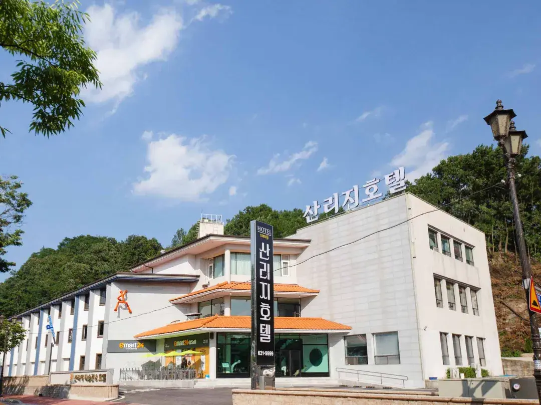 Sanriji Hotel - Namwon-si
