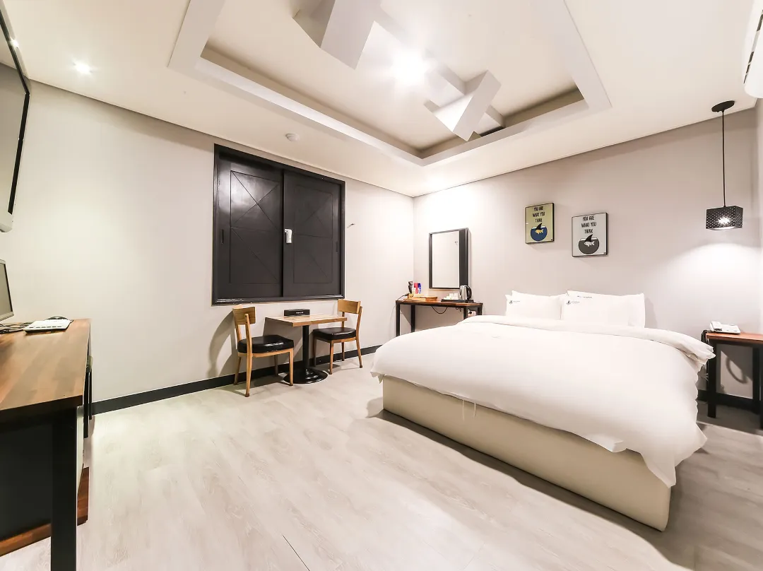 Changwon Palyongdong Vienna) - 의창구