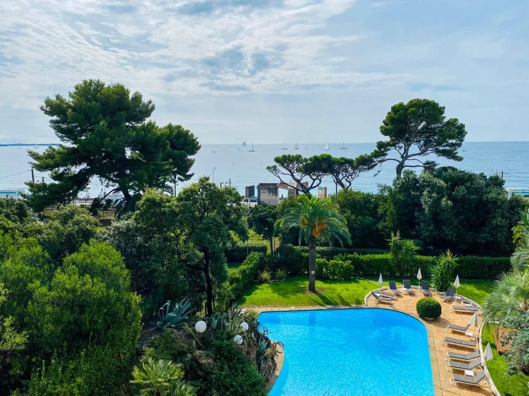 Radisson Hotel Cannes Seaside - Cannes
