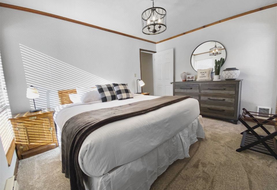 Mountain Elegance - Ski Lift/Tubing Hill Access, Brian Head - 2025 ...