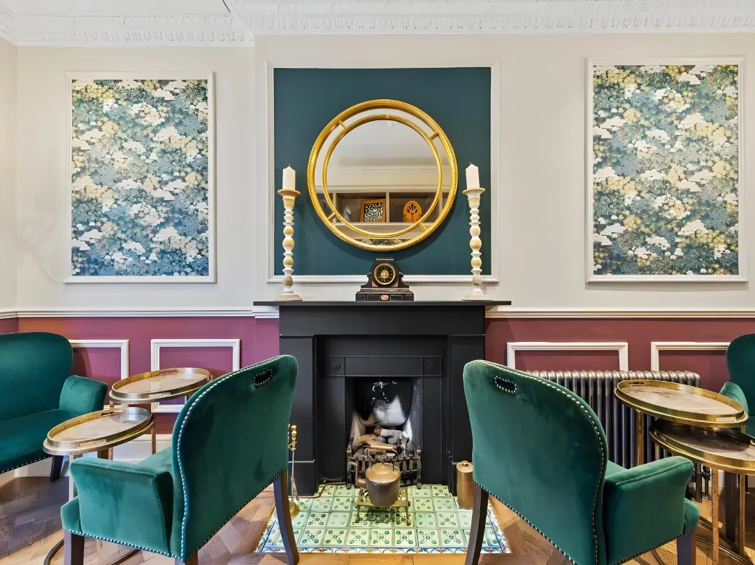 Vancouver Hotel And Studios - London
