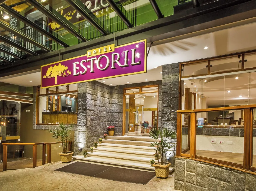 Hotel Estoril - Campos do Jordão