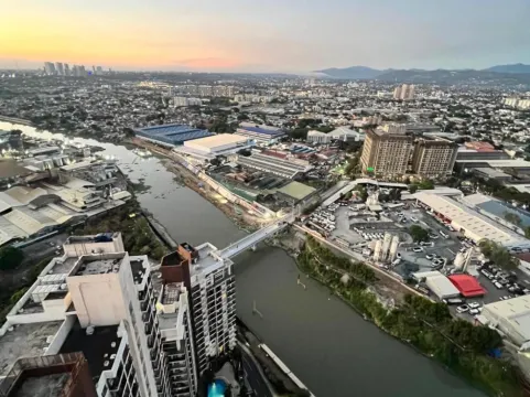 Cozy Place Near Eastwood - Quezon City