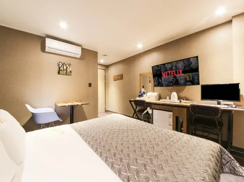 Donghae Byeol Self Check-in Motel - 울진군