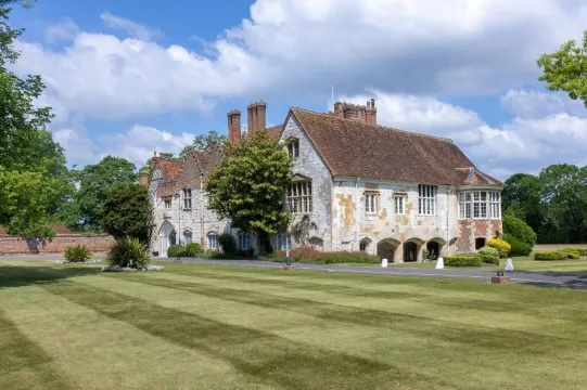 Bisham Abbey National Sports Centre - 말로