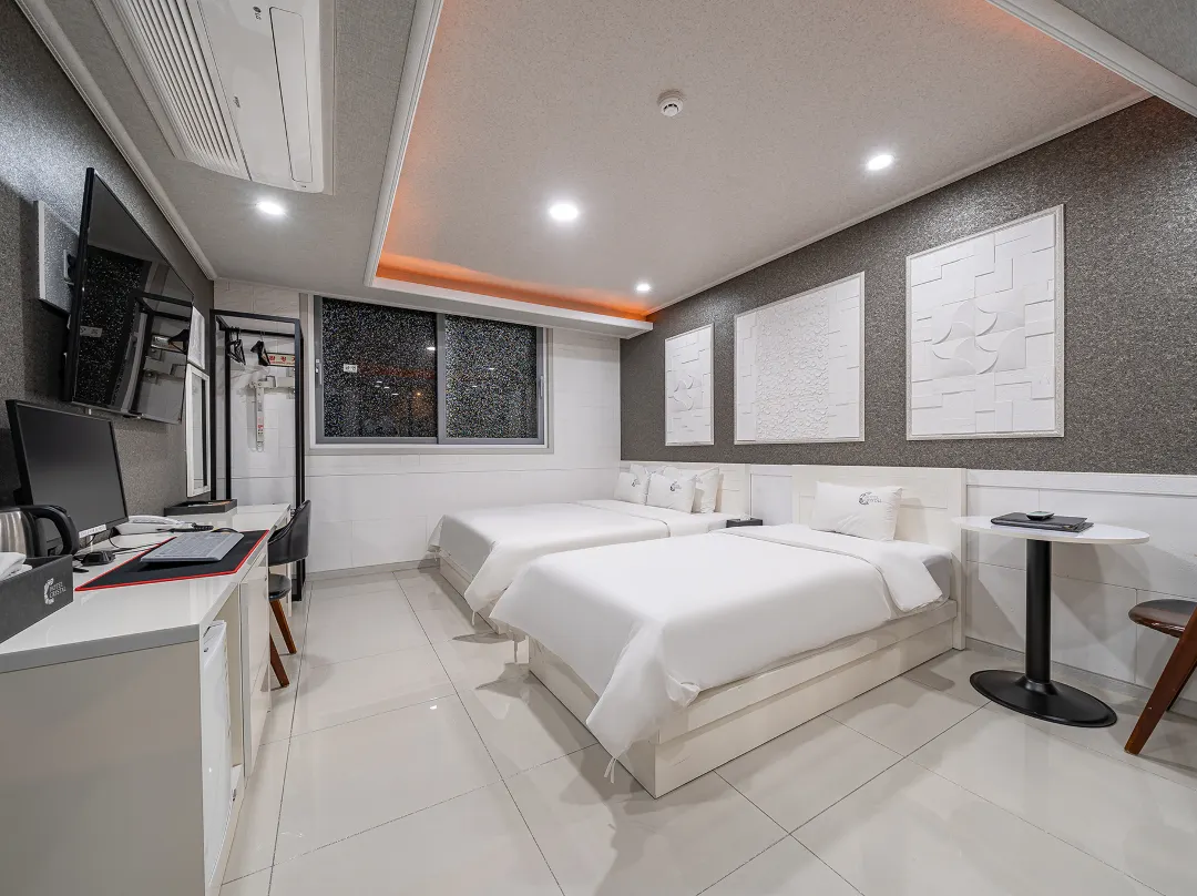 Incheon Crystal Hotel - Gimpo-si