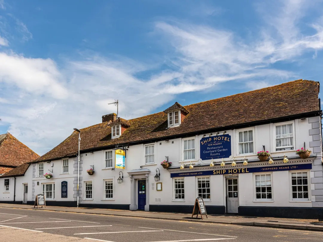The Ship Hotel - Camber Sands