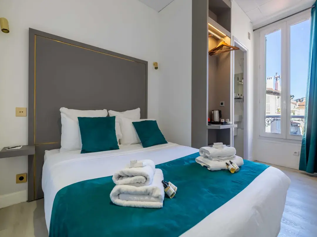Hotel Avaton - Cozy Bedrooms - Cannes Palais - Cannes
